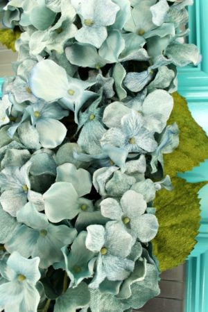 Easy DIY Hydrangea Wreath | How to Make a Hydrangea Wreath | Dans le ...