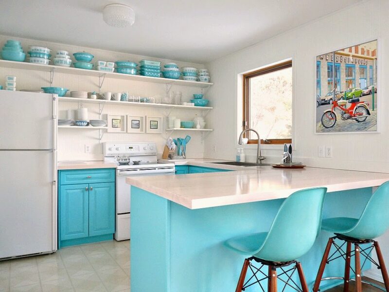 Turquoise Kitchen Inspiration | Dans le Lakehouse