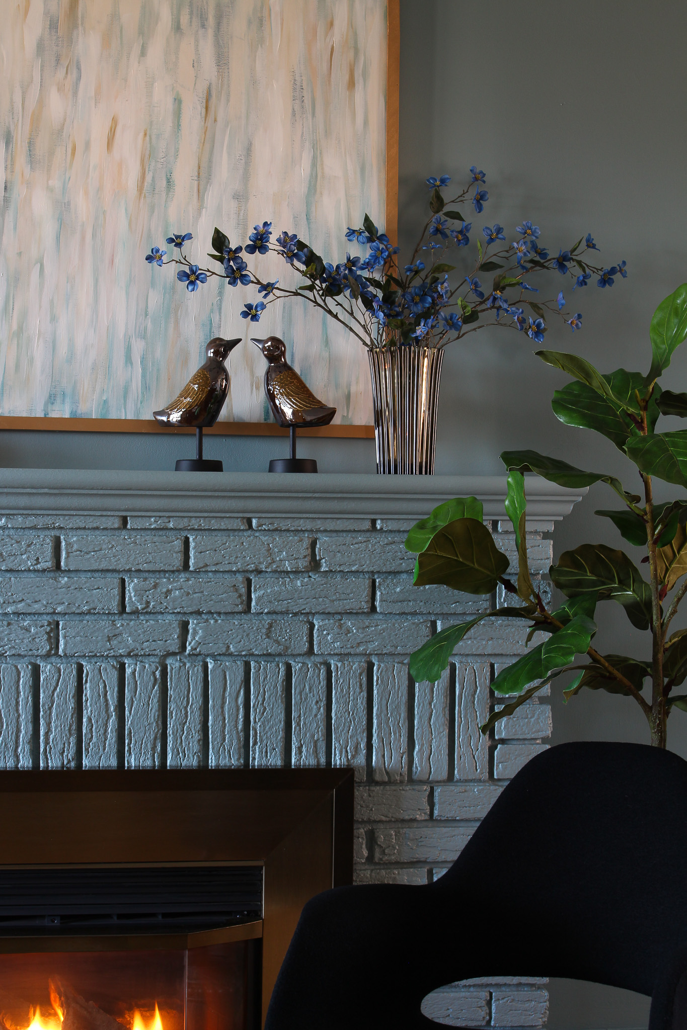 Green Blue Painted Fireplace Brick (Ooh Paint Review) | Dans le Lakehouse